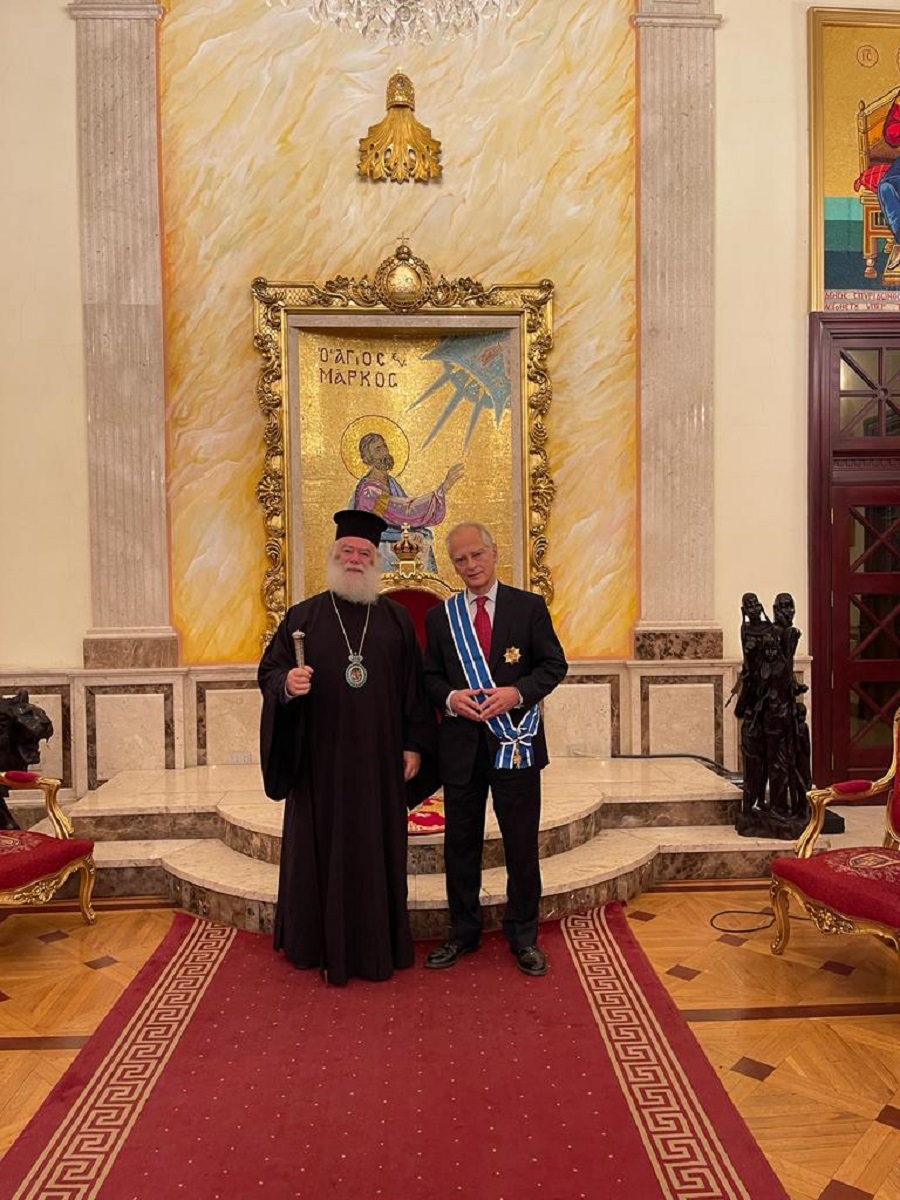 ΠΕΡΙΚΟΣΜΗΣΗ ΤΟΥ ΑΠΕΡΧΟΜΕΝΟΥ ΠΡΕΣΒΥ ΤΗΣ ΕΛΛΑΔΟΣ ΣΤΗΝ ΑΙΓΥΠΤΟ ΑΠΟ ΤΟΝ ...