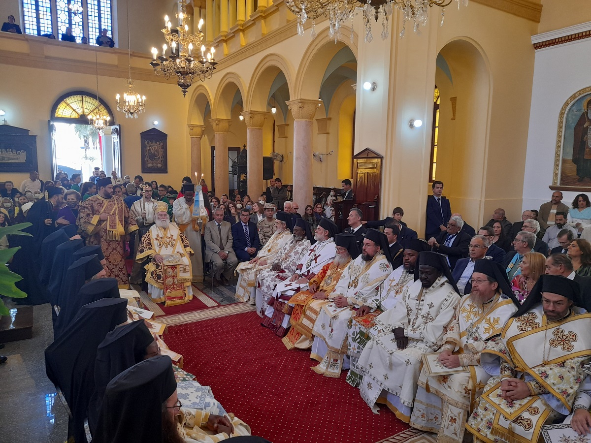 ΘΥΡΑΝΟΙΞΙΑ ΤΟΥ Ι.Ν.ΑΓΙΑΣ ΑΙΚΑΤΕΡΙΝΗΣ ΣΟΥΕΖ ΑΠΟ ΤΟΝ ΠΑΤΡΙΑΡΧΗ ...