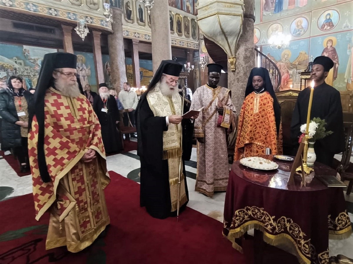 ΕΠΙΜΝΗΜΟΣΥΝΗ ΔΕΗΣΗ ΑΠΟ ΤΗΝ Α.Θ.Μ. ΓΙΑ ΤΟΝ ΜΑΚΑΡΙΣΤΟ ΜΗΤΡΟΠΟΛΙΤΗ ...