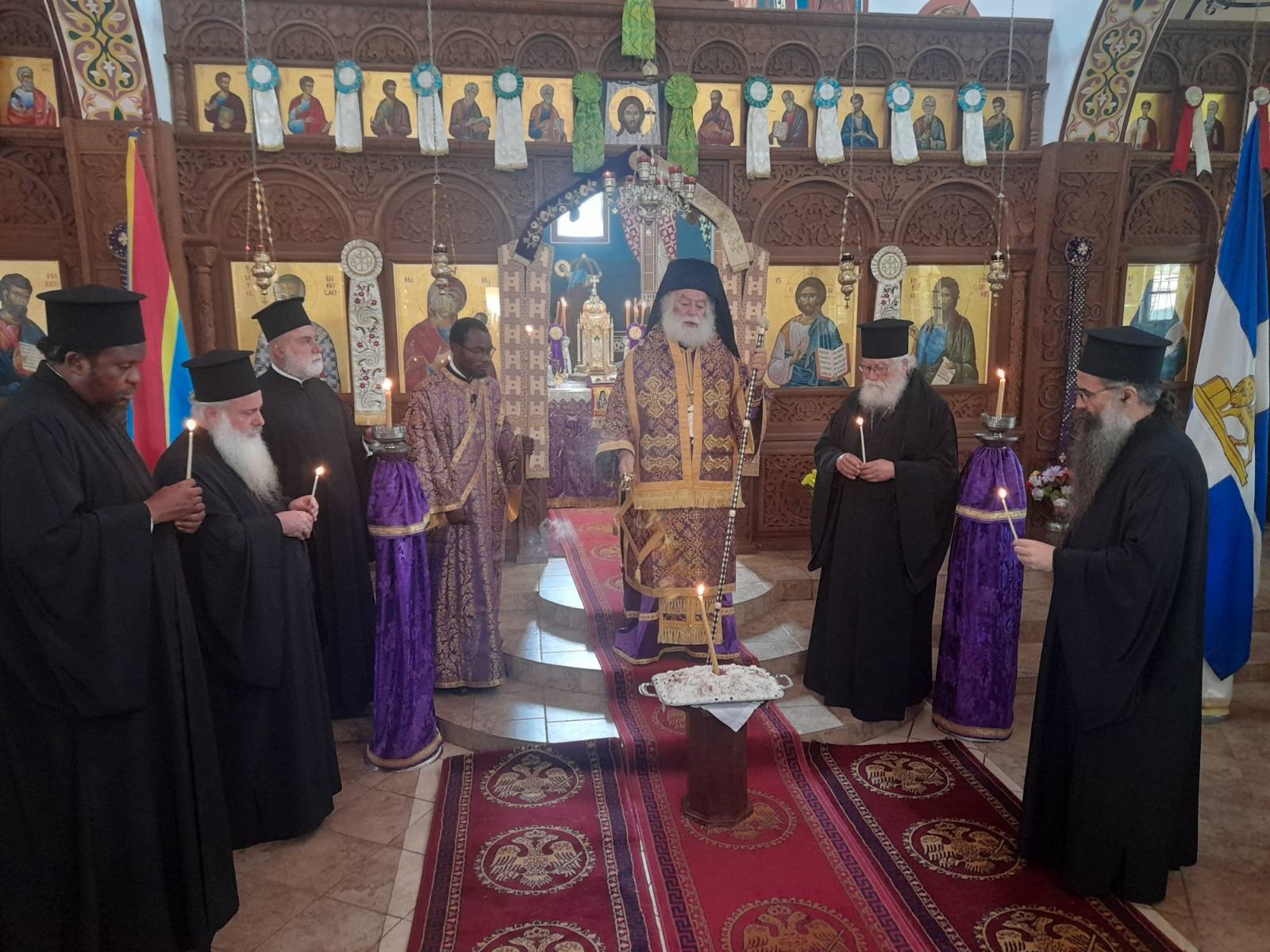 ΠΡΟΗΓΙΑΣΜΕΝΗ ΘΕΙΑ ΛΕΙΤΟΥΡΓΙΑ ΑΠΟ ΤΗΝ ΑΘΜ ΣΤΟ ΚΟΛΟΥΕΖΙ - Πατριαρχείο ...