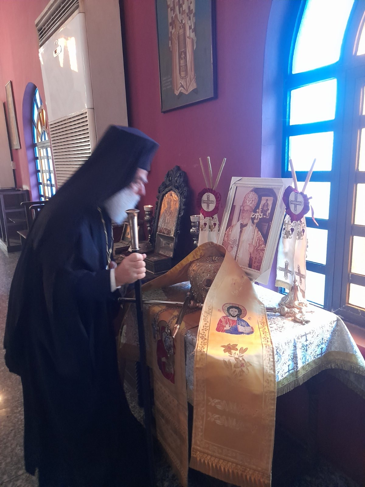 Ο ΜΑΚ. ΠΑΤΡΙΑΡΧΗΣ ΑΛΕΞΑΝΔΡΕΙΑΣ ΜΕ ΤΟΝ ΙΕΡΟ ΚΛΗΡΟ ΤΗΣ ΙΕΡΑΣ ΜΗΤΡΟΠΟΛΕΩΣ ...